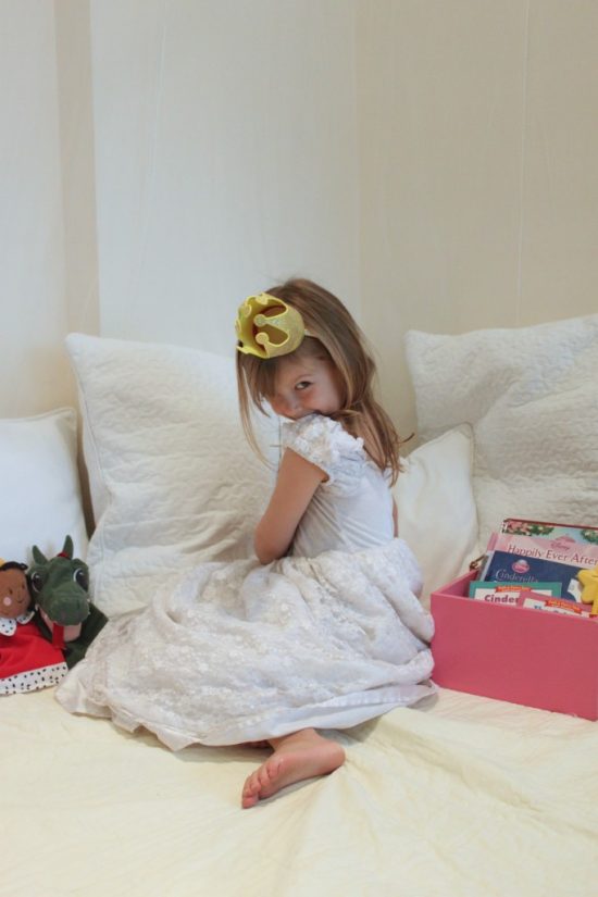 Fairy Tale Reading Fort - Mama.Papa.Bubba.