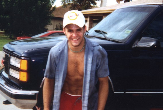 酒駕的恐怖後果：美少女焚燒毀容、十指截肢 | 酒駕、毀容、車禍、獵奇 | 生活發現 | 妞新聞 niusnews