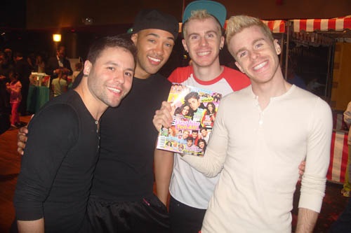 天后御用舞者！舞技超強、笑容超燦爛的雙胞胎兄弟檔Brian & Scott Nicholson | Brian & Scott ...