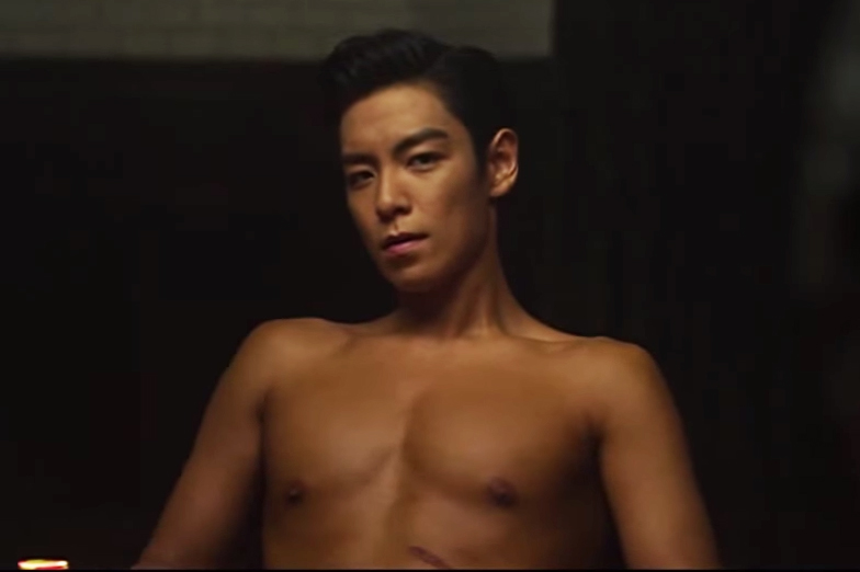 T.O.P IG特寫出賣勝利點點！想看BIGBANG裸體不用駭他們手機就能看 | BIGBANG、裸體、打赤膊、T.O.P、GD | 名人娛樂 | 妞新聞 niusnews