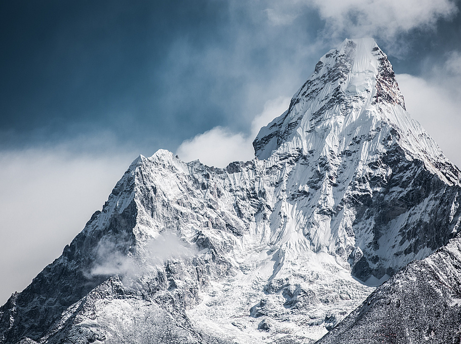 Ama Dablam - Nepal | peakery