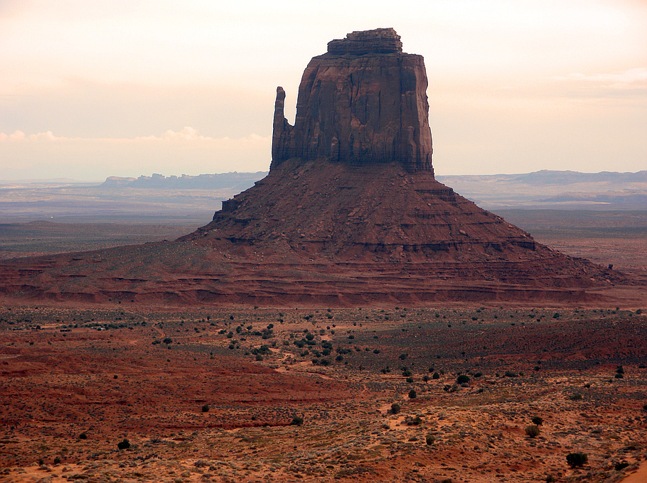 East Mitten Butte - Arizona | peakery