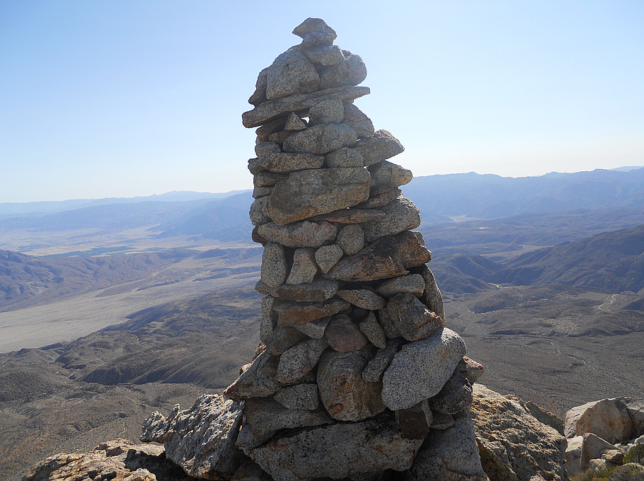 Lorenzens Peak - California | peakery