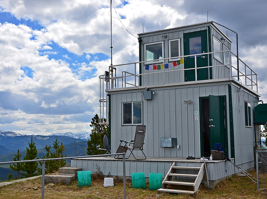 Moberly Hill Fire Lookout - Alberta | peakery
