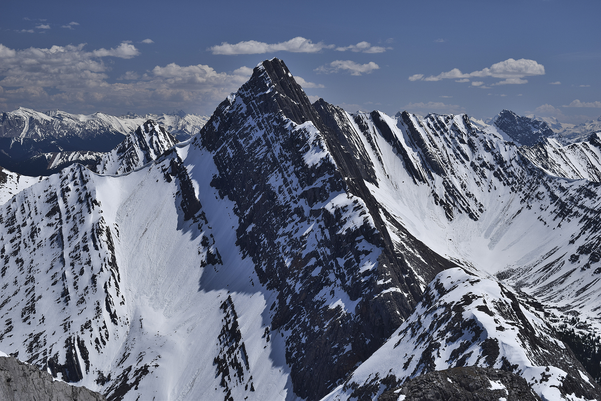 Mt Colin - Alberta | peakery