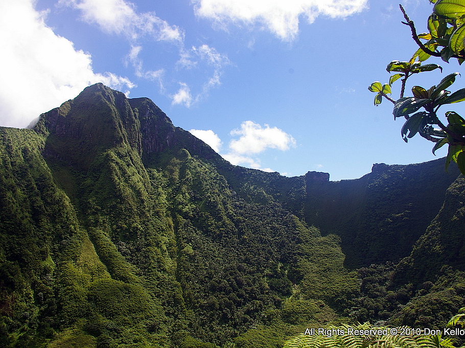 Mt Liamuiga - Saint Kitts and Nevis | peakery