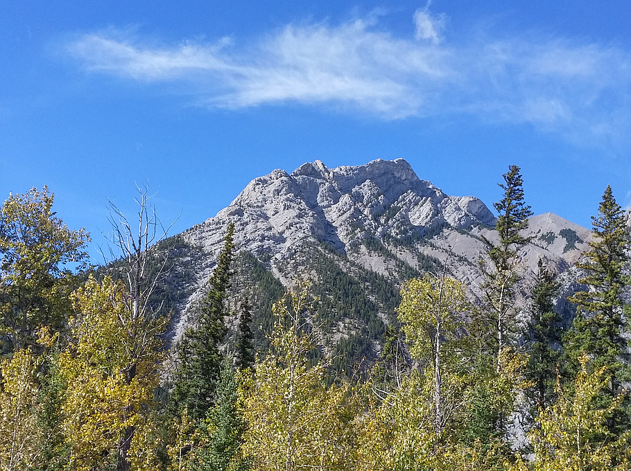 Mt Lorette - Alberta | peakery