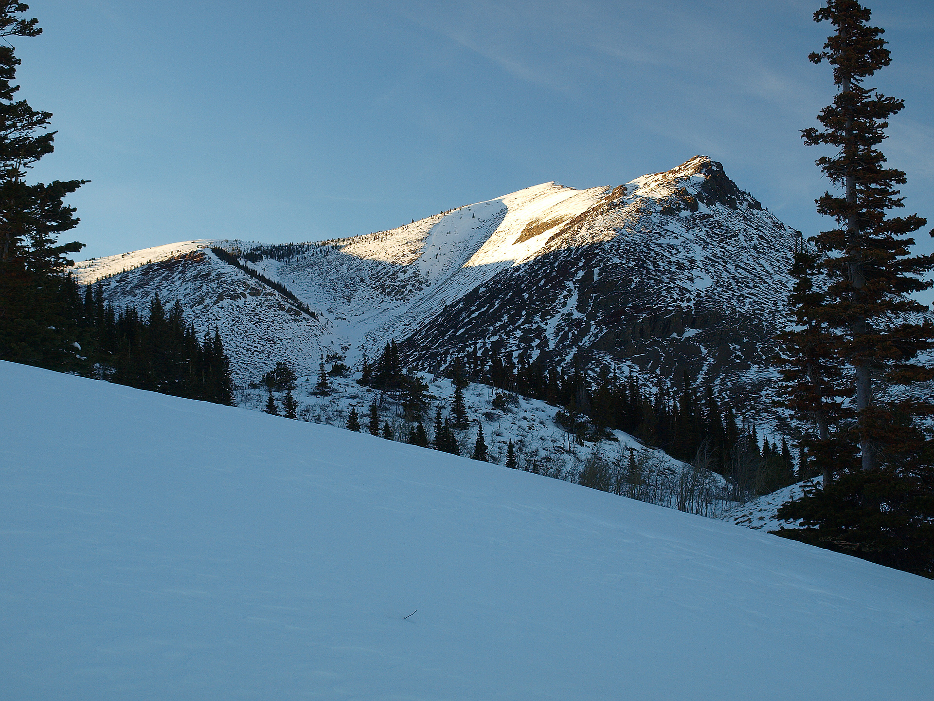 Prairie Bluff - Alberta | peakery