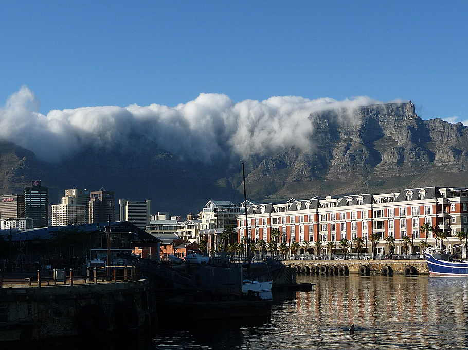Table Mountain (Maclear's Beacon) - South Africa | peakery