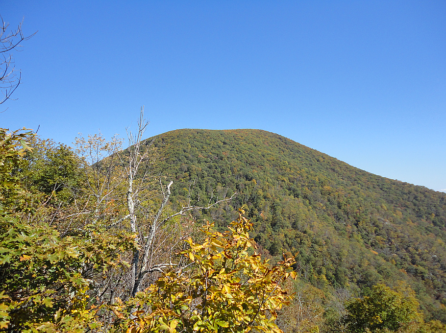 Three Ridges Mountain - Virginia | peakery