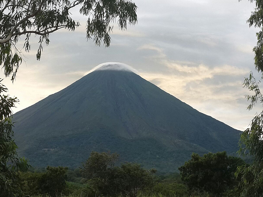 Volcán Maderas - Nicaragua | peakery