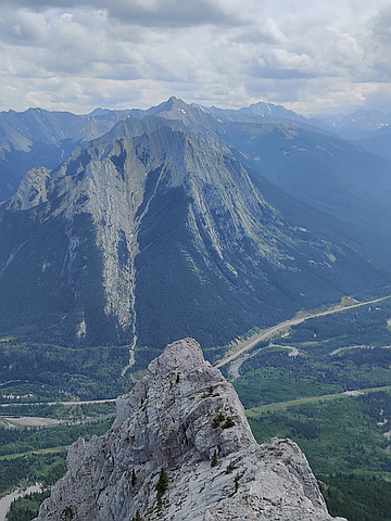 Mt Lorette - Alberta | peakery