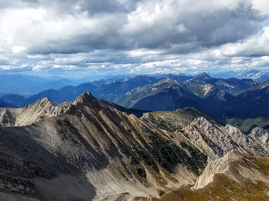 Mount Aeneas - British Columbia, Canada | peakery