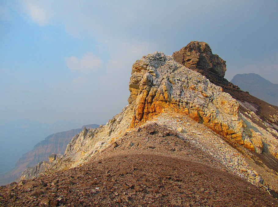 Mount Willingdon - Alberta, Canada | peakery