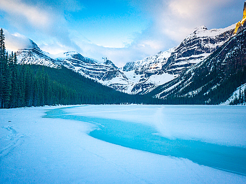 White Pyramid - Alberta | peakery