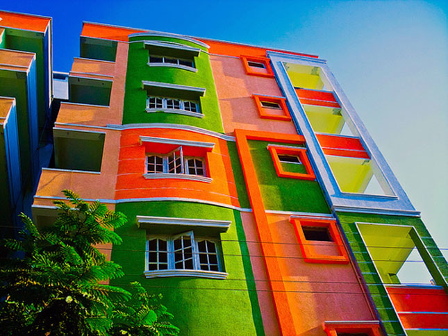 18 Cool Color Blocked Buildings | Brit + Co