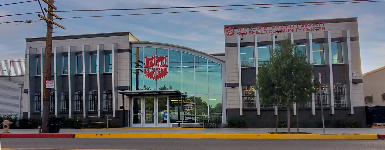 Learn More - L.A. Red Shield