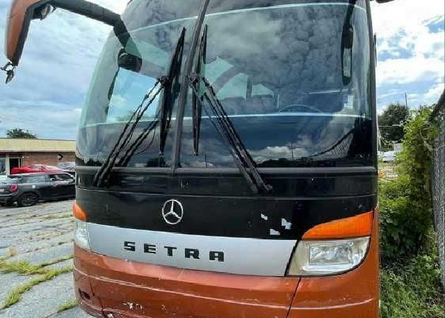 Salvage Buses for Sale in Online Auctions at Salvagebid