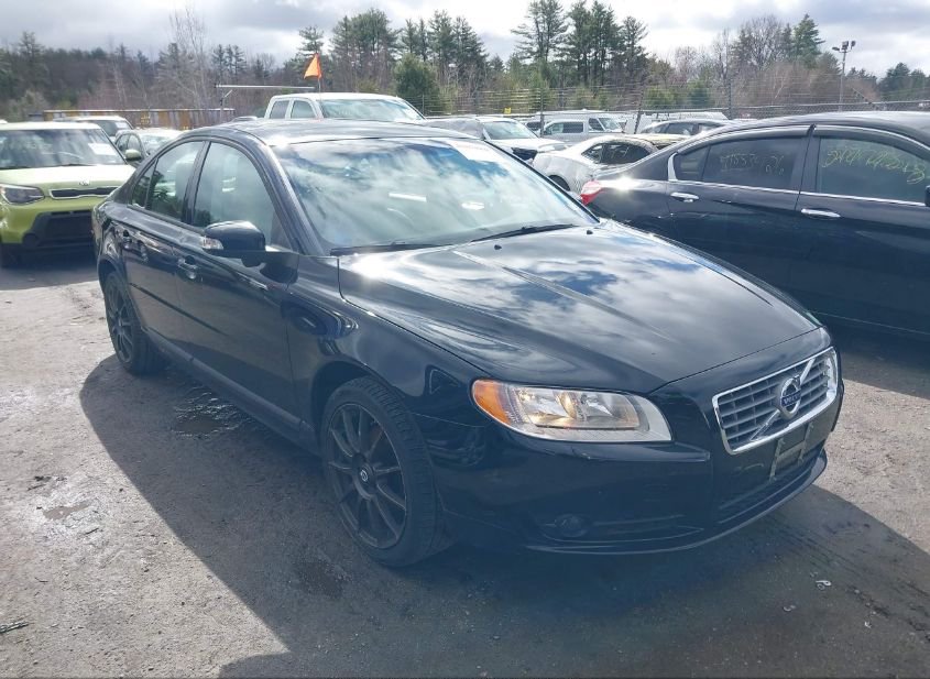 Sold 2011 VOLVO S80 3.2 in SHIRLEY, MA - SalvageBid