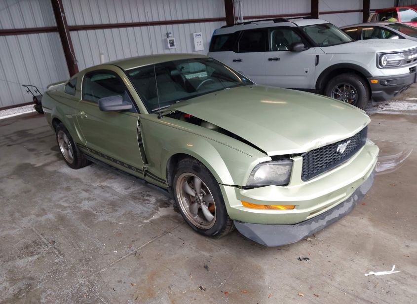 Salvage Ford Mustang for Sale, Crashed Mustangs at Auto Auction ...