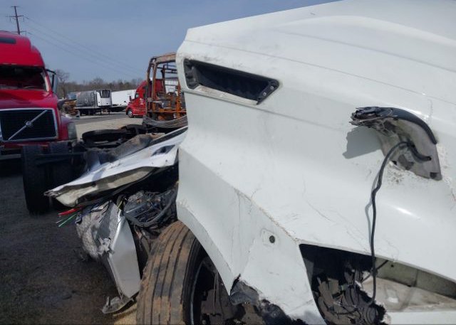 Salvage Trucks for Sale, Wrecked & Crashed Trucks for Sale - Salvagebid