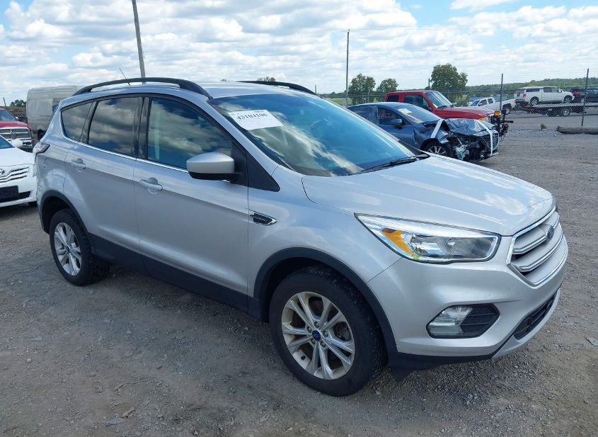 Sold 2018 FORD ESCAPE Se in Latimore Township, PA - SalvageBid