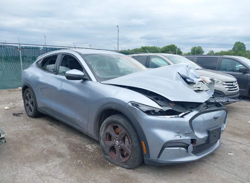 Salvage 2022 FORD MUSTANG MACH-E Select for Sale in Vermilion, OH ...